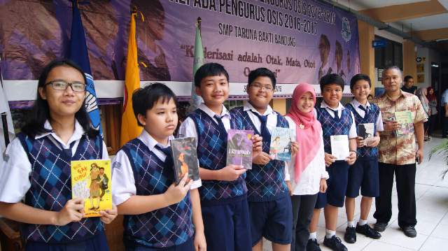 GLS – Literasi SMP Taruna Bakti